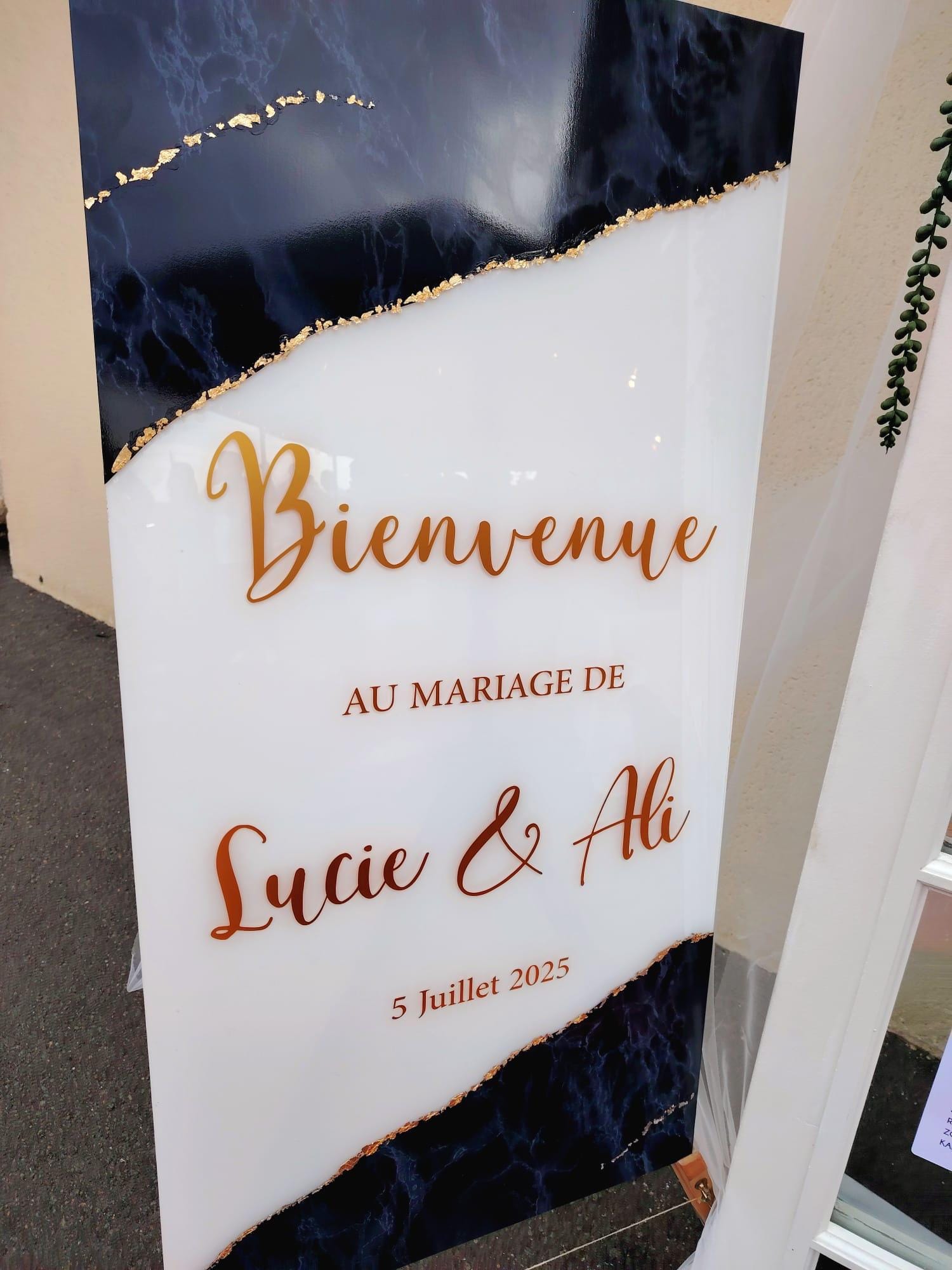 Autocollant personnalisable - Lettrage adhésif découpés à la forme ...